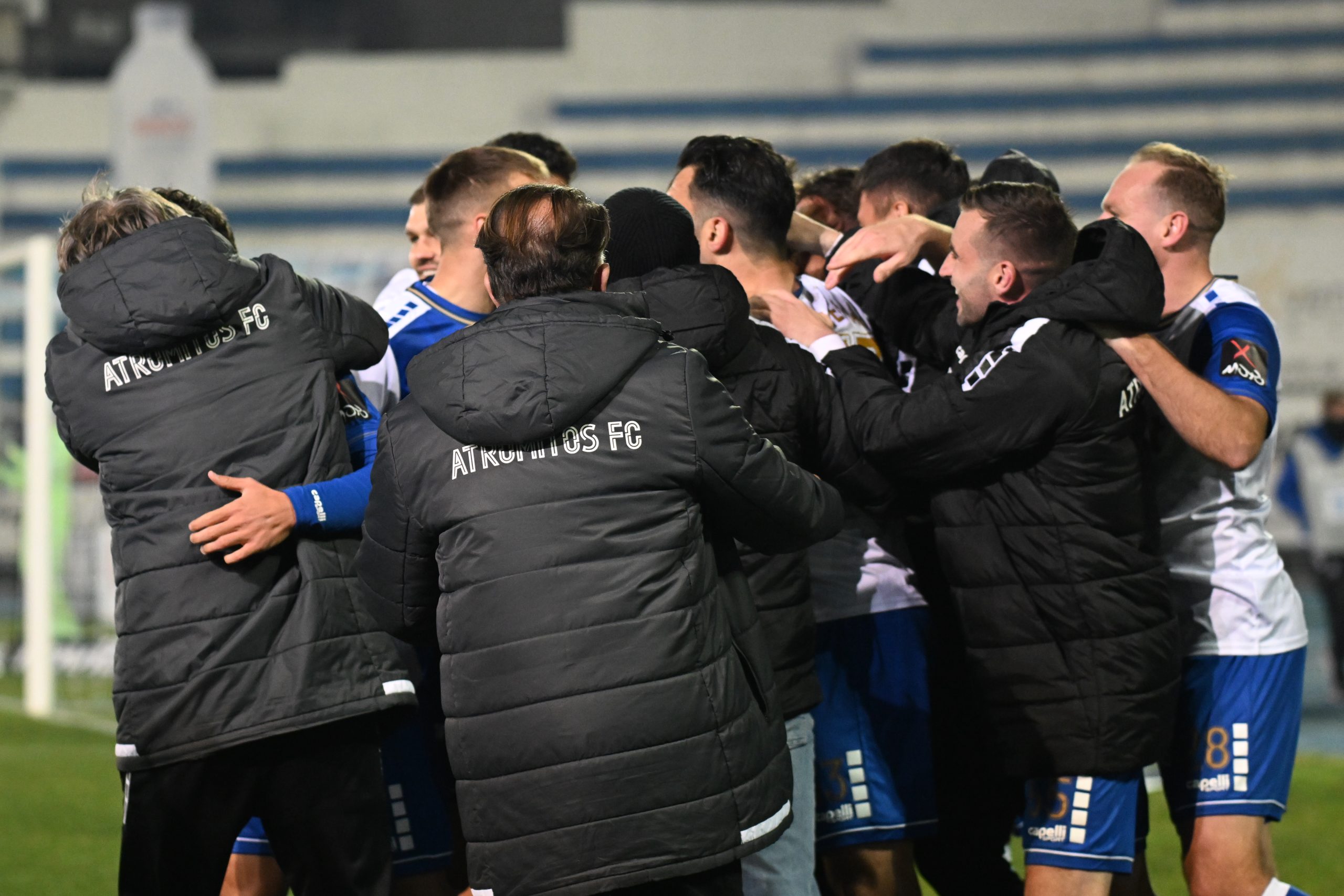 Η παρακάμερα της αναμέτρησης κόντρα στον ΟΦΗ | ATROMITOS FC OFFICIAL ...